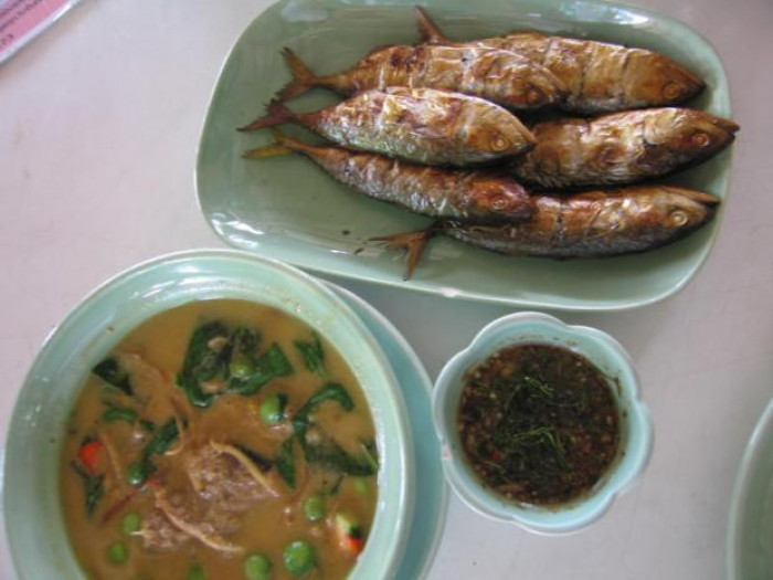 Bangkok Post - Fish tails
