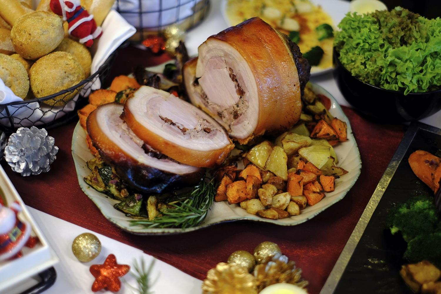 Bangkok Post - Culinary stars prepare fine dining during Christmas and ...