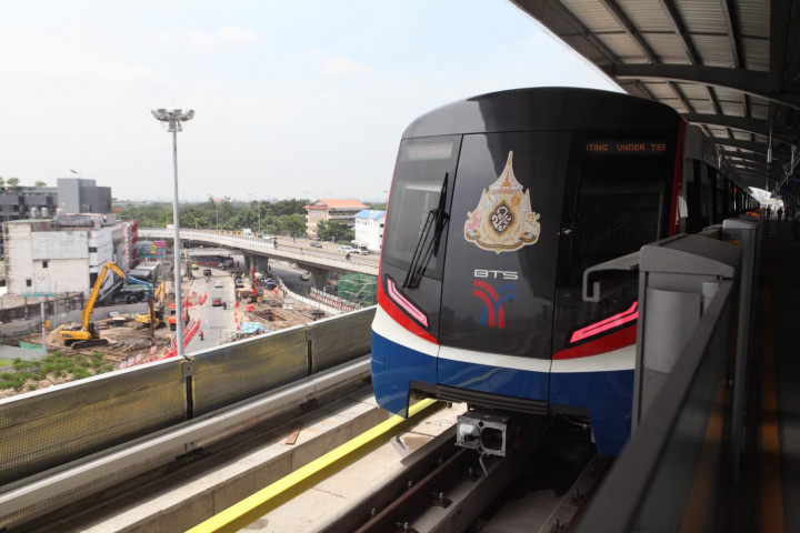 Bangkok Post - Green Line extension gets test run on Wednesday