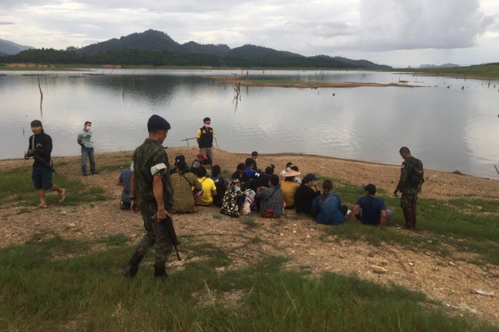 Bangkok Post - Migrants struggle to return despite sealed borders