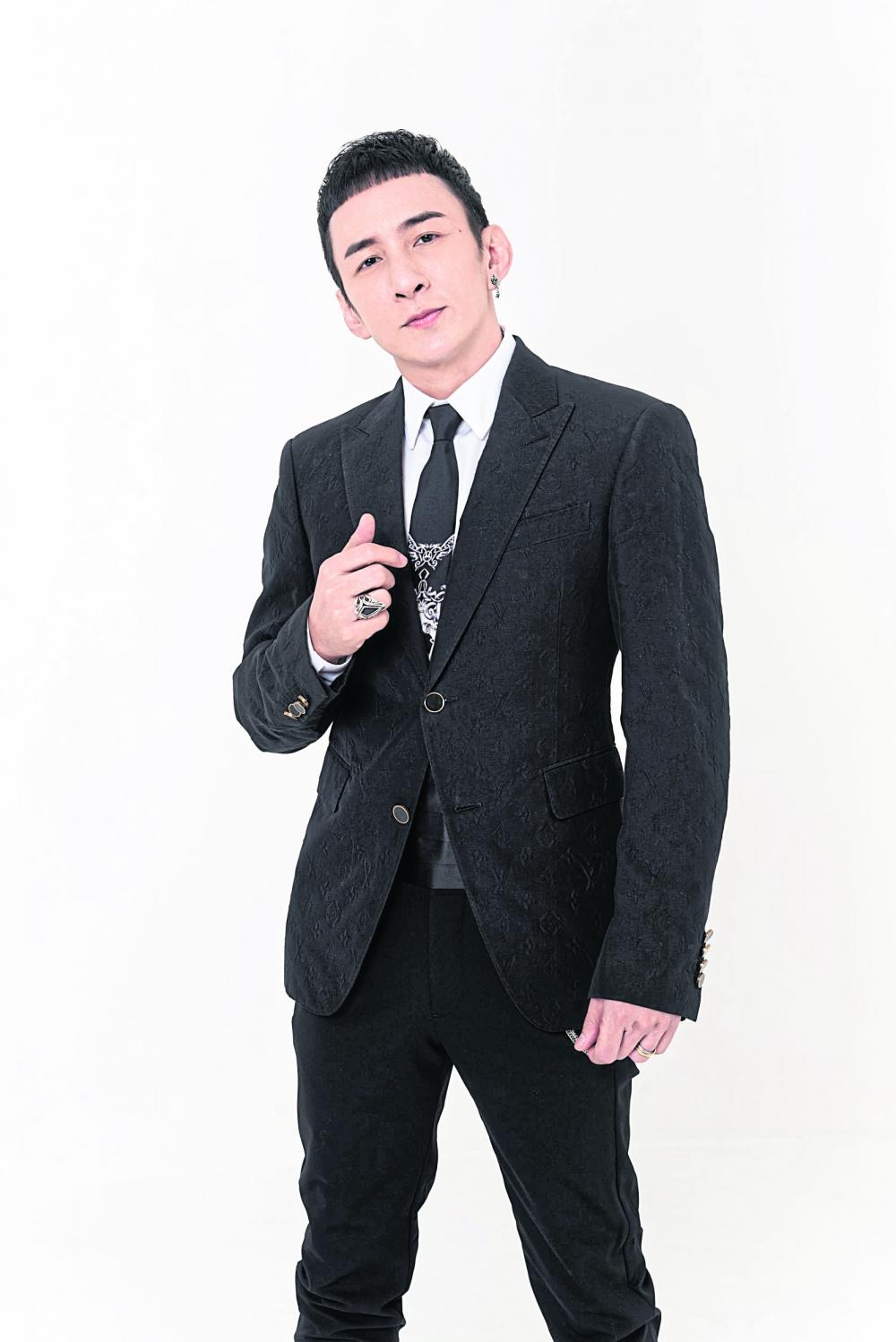 Bangkok Post - Concertgoers take train to 'cloud nine'