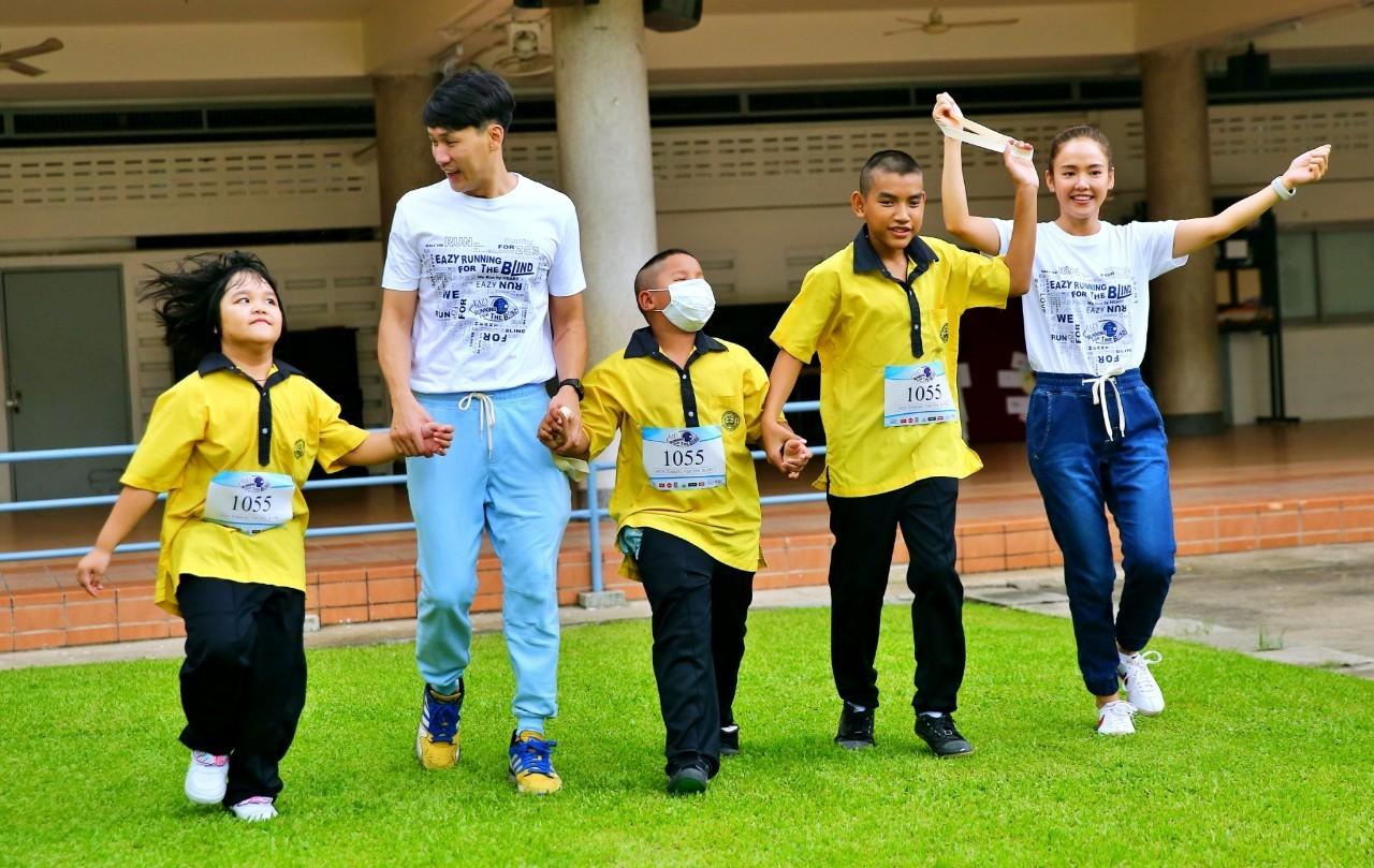Bangkok Post - Eazy FM launches run for the blind