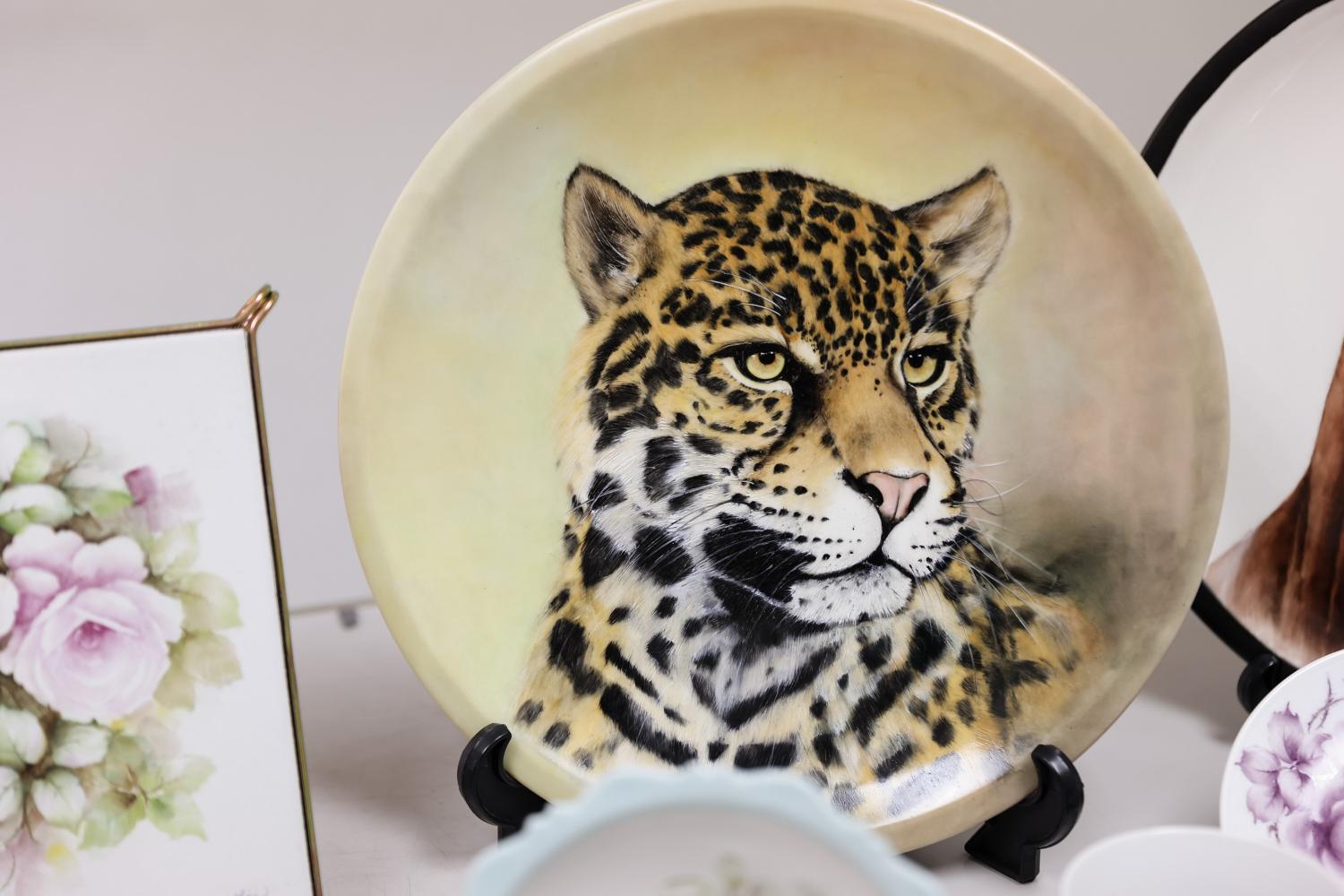 Bangkok Post - Royal handicrafts support war veterans