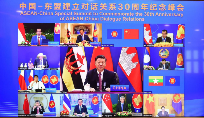 Bangkok Post - China's no bully, Xi tells bloc