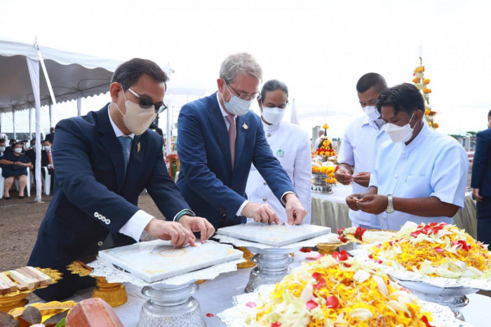 Bangkok Post - BGRIM unveils 2 new gas-fired powerhouses