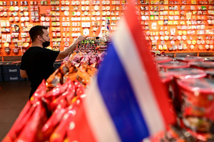 Bangkok Post - How are Thais spending so much now?