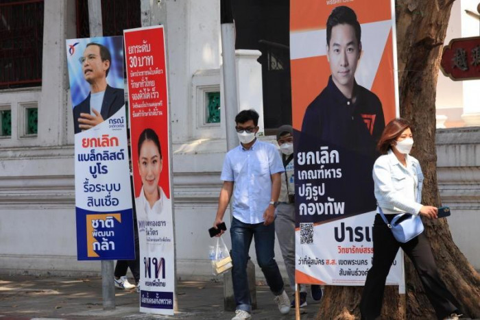 Bangkok Post - Executives list policy priorities