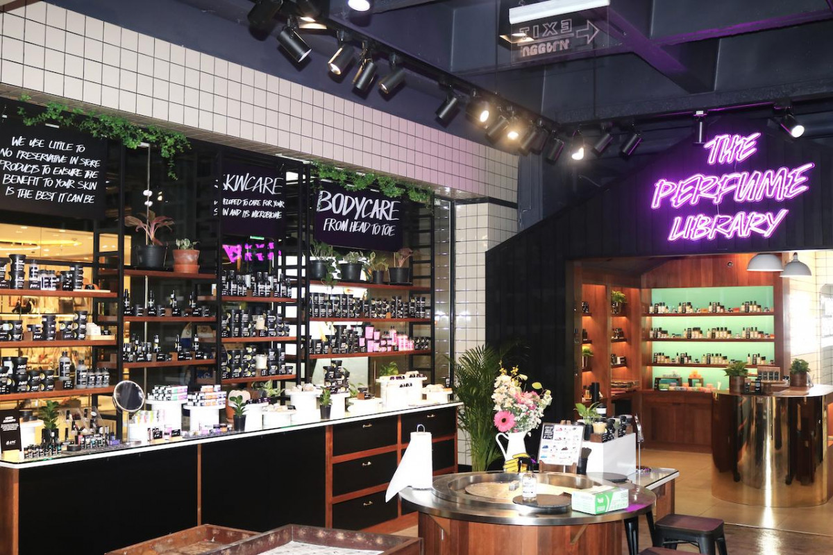 Bangkok Post - The aroma of Lush's Library
