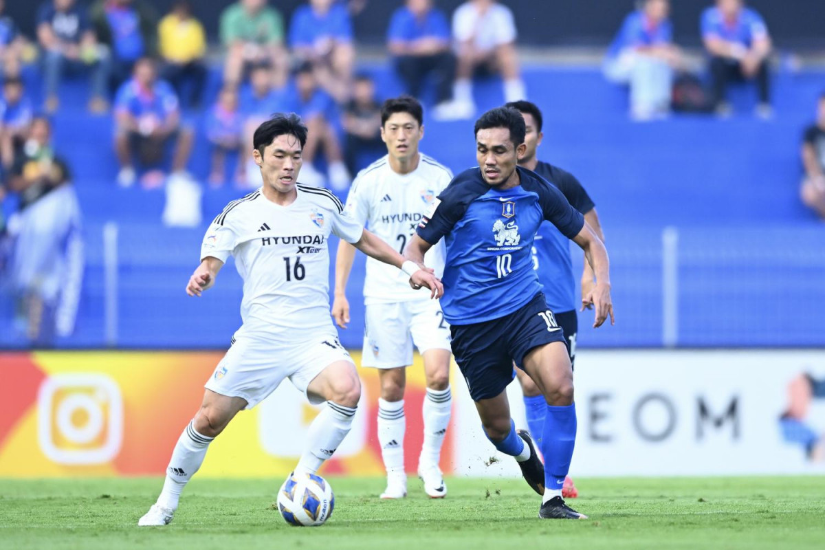 Bangkok Post - Pathum visit Port with eye on top spot in Thai League 1