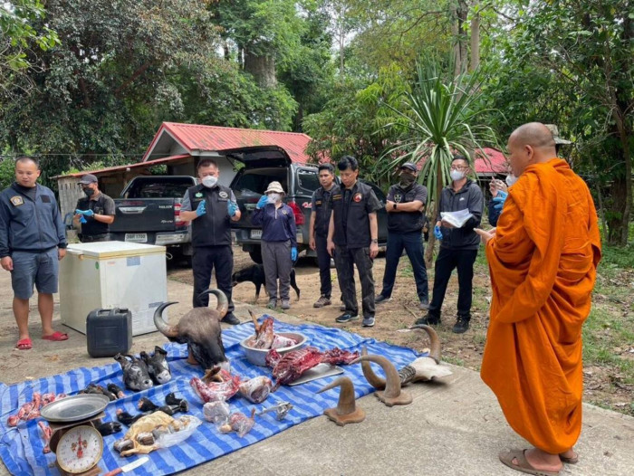 Bangkok Post - Monks caught in poaching scandal