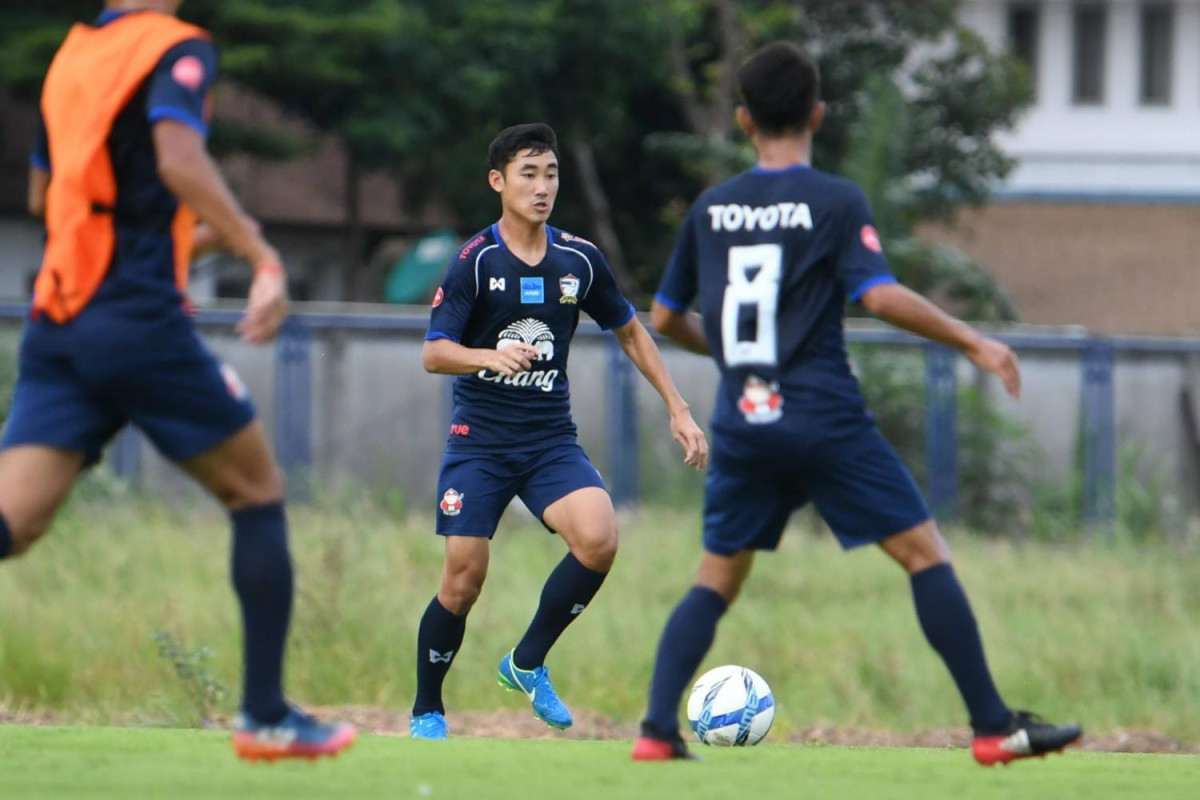 Bangkok Post - Dragons' Apisit surprised by national call