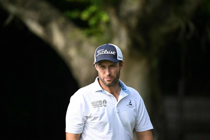 Bangkok Post - Campbell leads the pack as Nitithorn bounces back