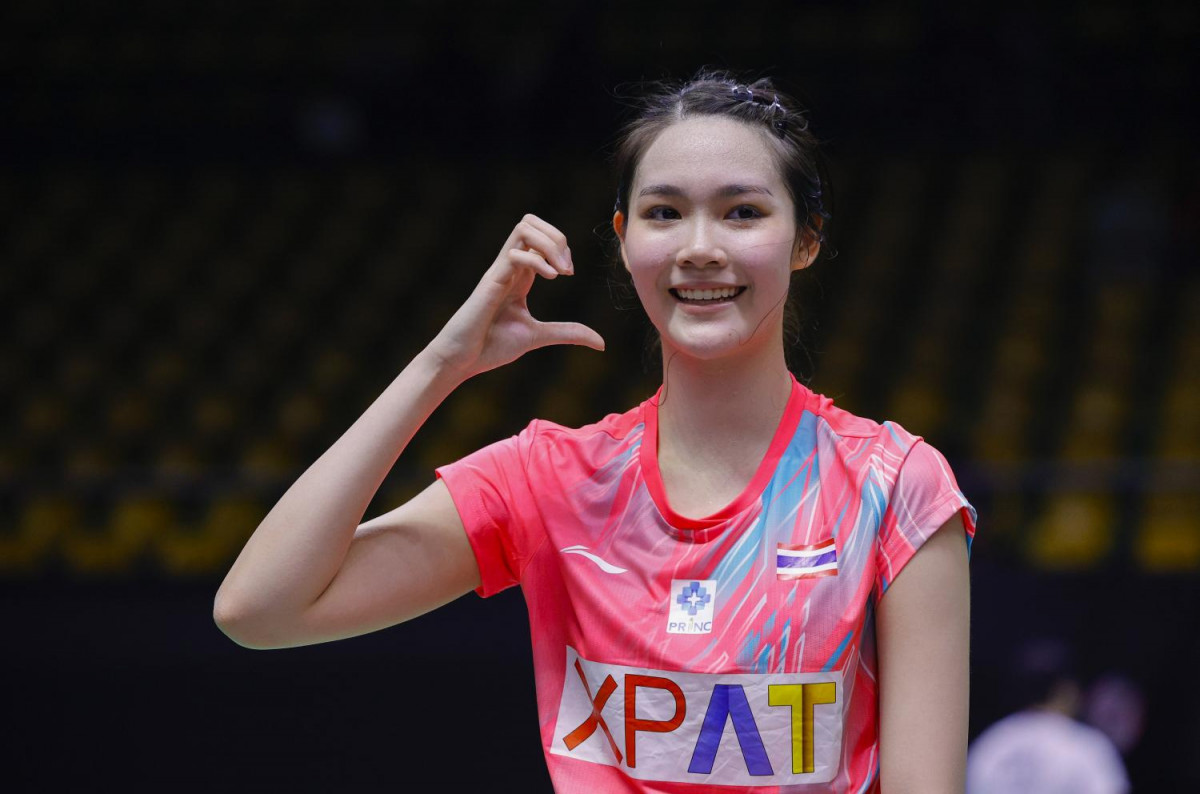 Bangkok Post - Pitchamon, mixed duo bag golds in China