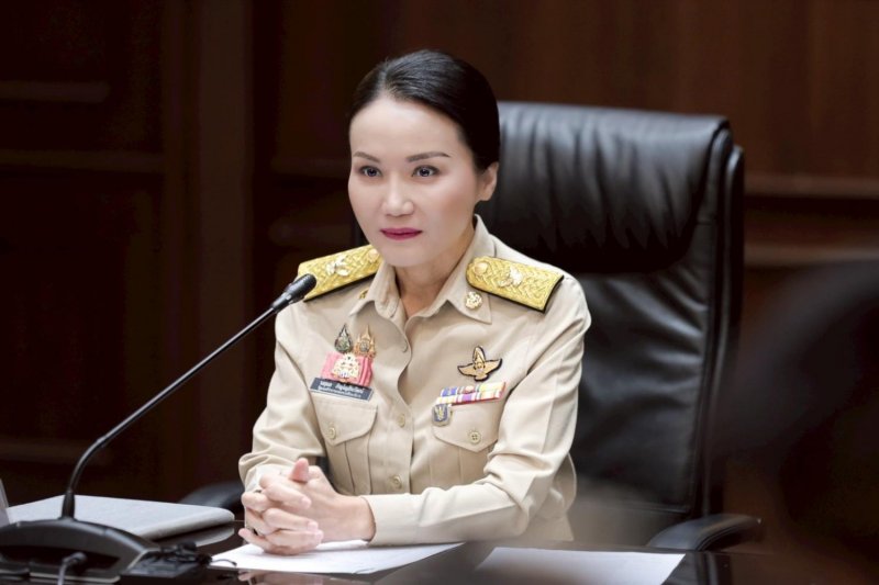 Bangkok Post - Minister pledges to push education bill