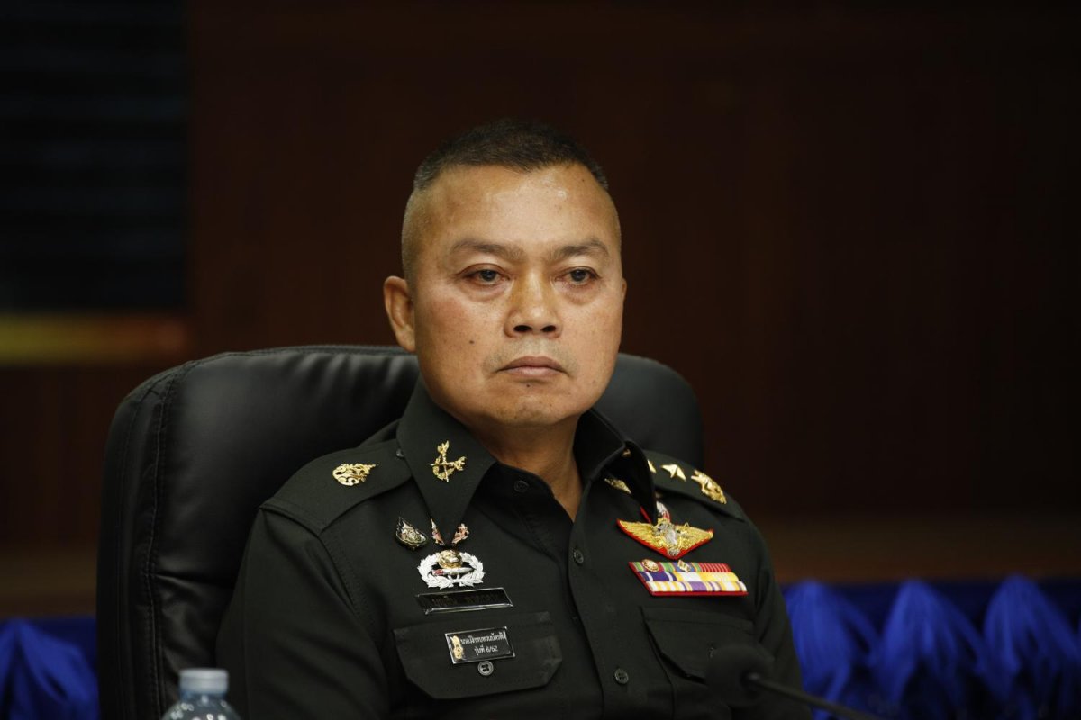 Bangkok Post - Second Army commander Boonsin made a royal guard