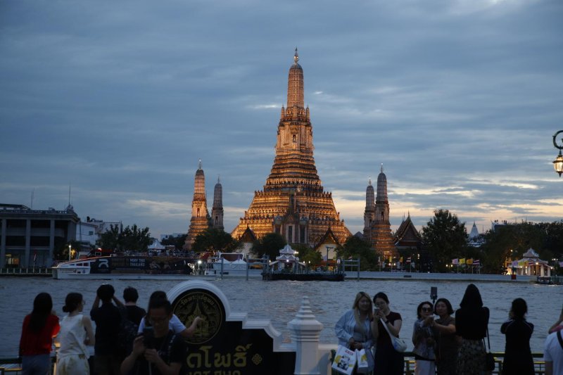 Bangkok Post - Hotel sector braces for challenging year