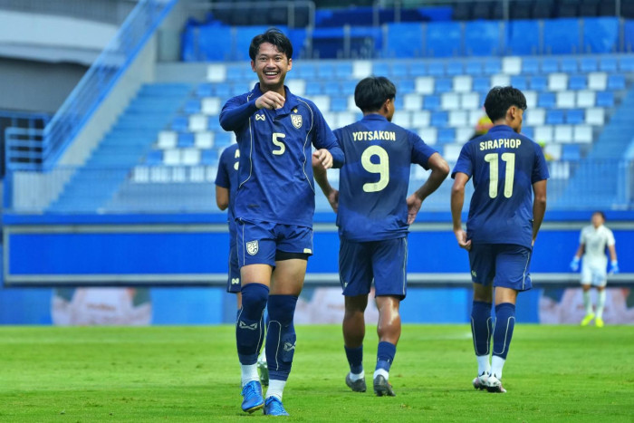 Bangkok Post - Thais waste lead twice, fall to Korea