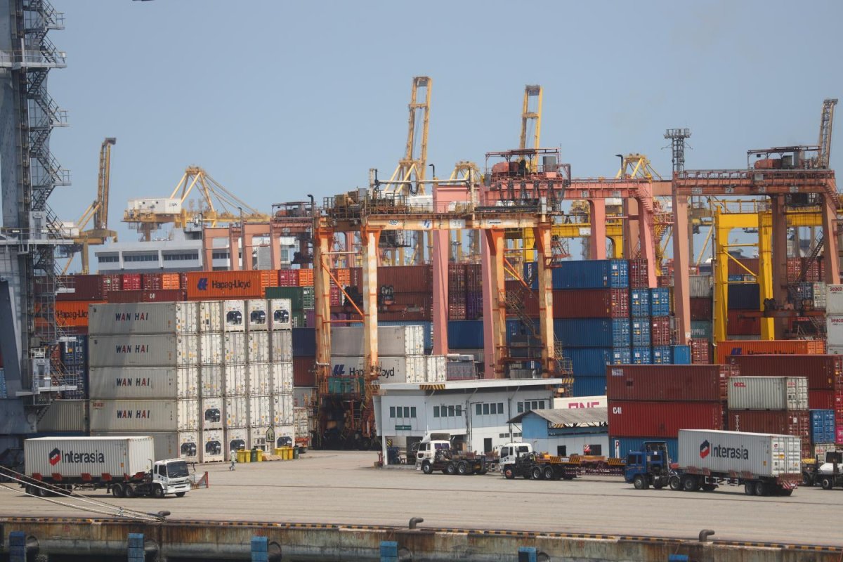Bangkok Post - Panel says export boom not reaching small companies